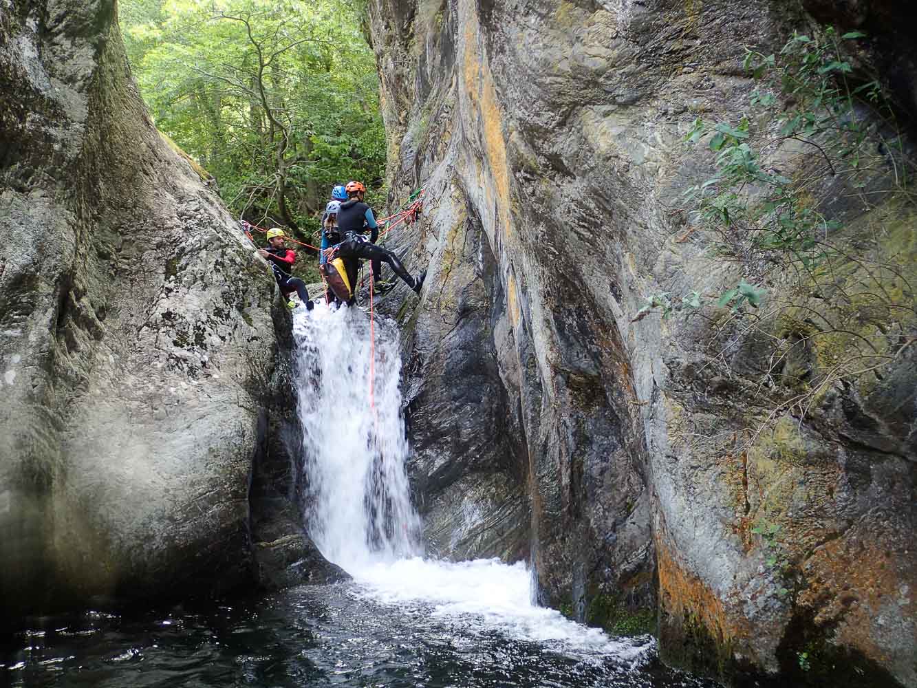 Stage canyoning dans les Pyrénées - les canyons du Canigou