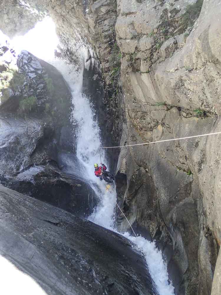 Stage canyoning dans les Pyrénées - les canyons du Canigou